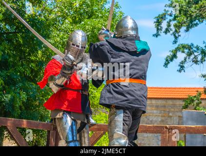 Two Medieval Soldiers Fighting Swords Stock Photo - Alamy