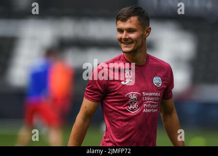 Liam Cullen #20 of Swansea City during the pre-game warmup Stock Photo ...