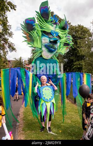 Belfast, UK. 06th Aug, 2022. Féile an Phobail Carnival Parade a few ...