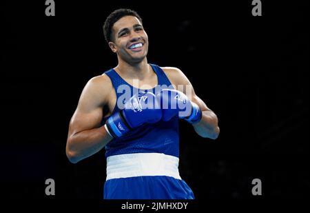 England's Delicious Orie (right) after defeating New Zealand's Leuila ...