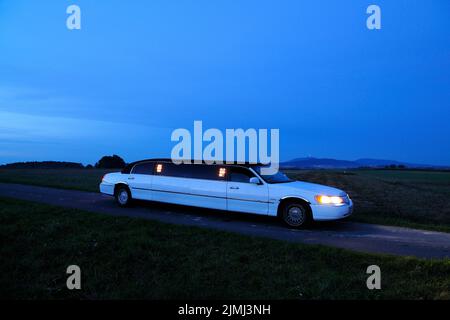 Lincoln, VIP car, luxury, lifestyle, transport, logistic, transport ...
