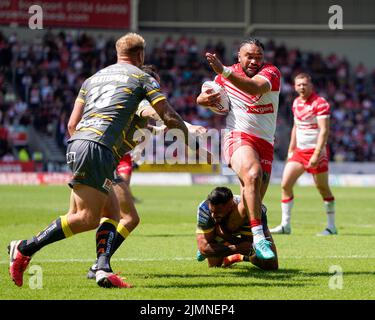 Konrad Hurrell #23 of St Helens goes over for a try during the Betfred ...