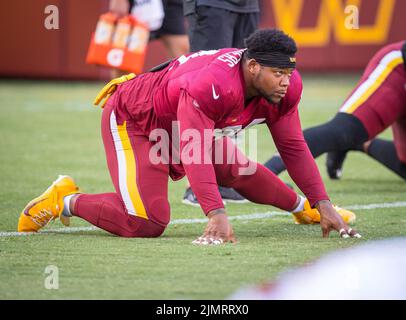 Washington Commanders defensive tackle Daron Payne (94) looks on before ...