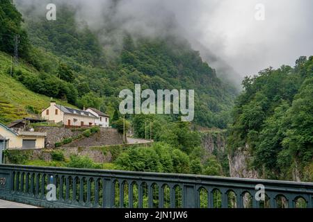 Pont Napoléon, a famous bridge built 1860 Stock Photo - Alamy