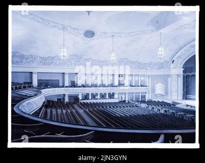 Eispalast (later Scala), Berlin-Schöneberg: View of the auditorium ...