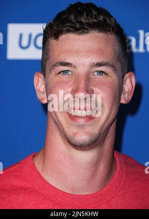 Los Angeles Dodgers pitcher Anthony Banda (43) throws against the ...