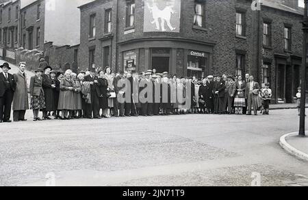 1950s, historical, coach trip, Sheffield-Torquay Express. Passengers ...