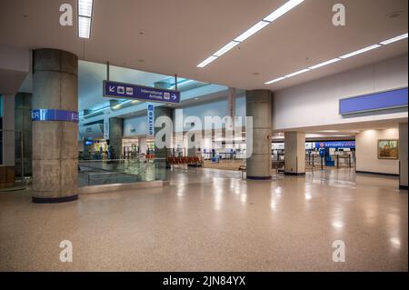 Inside the gate hall area of Terminal 1, waiting rooms, gates, seats ...