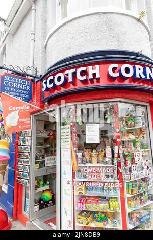Pitlochry town centre, Scotch Corner ice creams and confectionary store ...