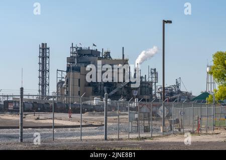 The Bayer phosphate mining and manufacturing facility in Soda Springs ...