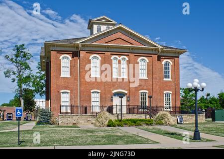 The exhibits of the Cherokee National History Museum are housed in the ...