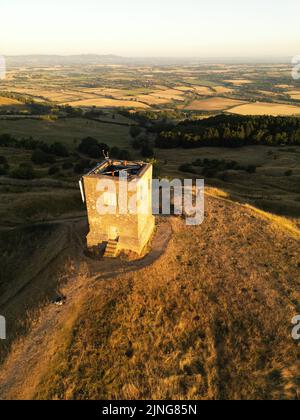 Parsons folly and Kemerton camp Iron age hill fort. Bredon Hill ...