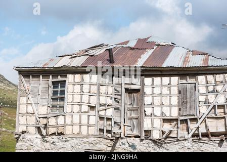 Building in the Ovit Pass, NE Turkey Stock Photo - Alamy