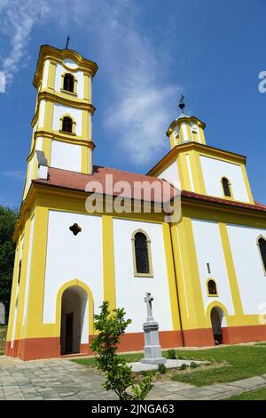 St. Michael and St. George Archangels Serbian Orthodox Church, Szerb ...