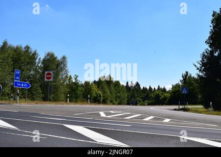Autobahn exit and entry at Laubach, A48 Stock Photo - Alamy