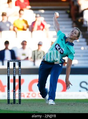 Eva Gray of Oval Invincibles Women during The Hundred between Oval ...