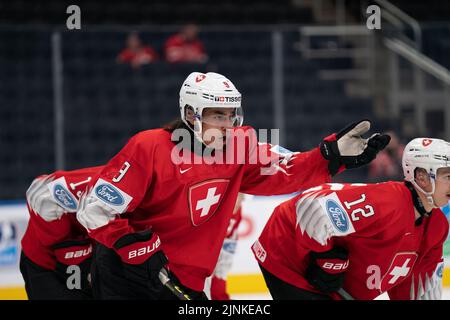 Edmonton, Alberta, Canada. 11th Aug, 2022. KEVIN PASCHE (30) of ...