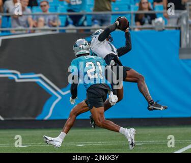 Carolina Panthers safety Jeremy Chinn (21) defends against the New York ...