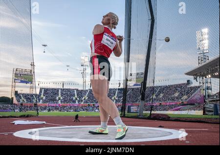 Amber Simpson of Wales competing in the women’s hammer final at the ...