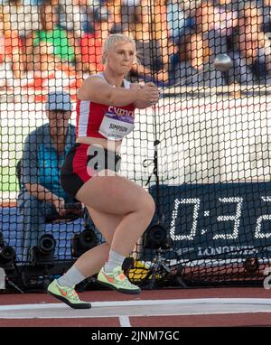 Amber Simpson of Wales competing in the women’s hammer final at the ...