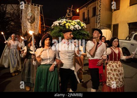 Procession of Saint John towards the Haro square in Les on the Sant ...