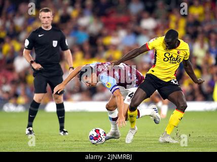 Ken Sema #12 of Watford during the Sky Bet Championship match Cardiff ...