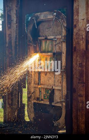 U.S. Marines and airmen attached to the Method of Entry School, Weapons ...