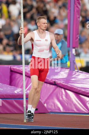 Adam Hague of England competing in the men’s pole vault final at the ...