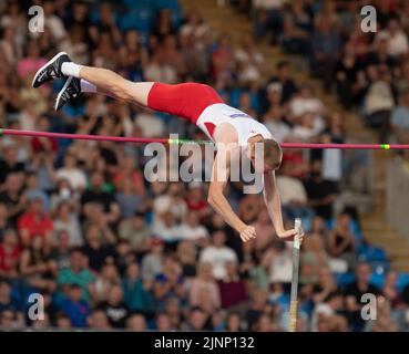 Adam Hague of England competing in the men’s pole vault final at the ...