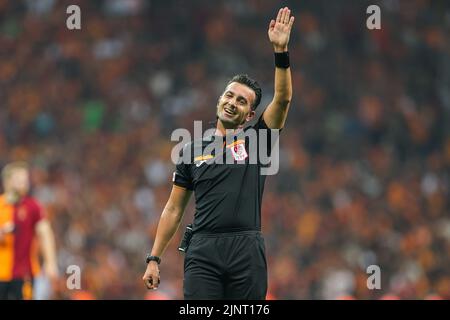 ISTANBUL, TURKIYE - AUGUST 13: Referee Kadir Saglam during the Turkish ...