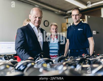 Beelitz, Deutschland. 10th Aug, 2022. Chancellor Olaf Scholz (SPD ...