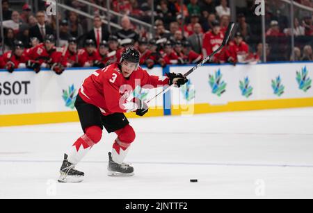 Edmonton, Alberta, Canada. 13th Aug, 2022. KEVIN PASCHE (30) of ...