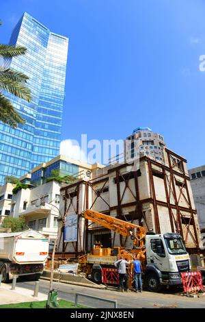 Independence Hall (also called Dizengoff House) under renovation ...