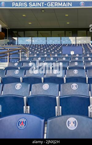 VIP tribune at Parc des Princes, Paris Stock Photo - Alamy