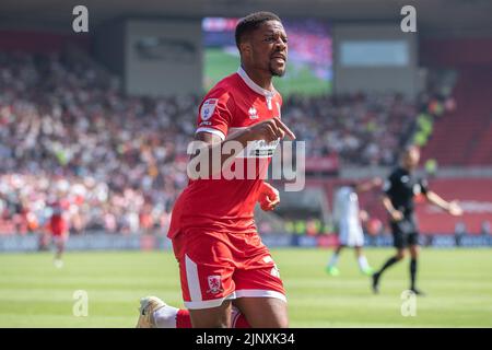 Chuba Akpom #29 of Middlesbrough celebrates his goal and makes the ...