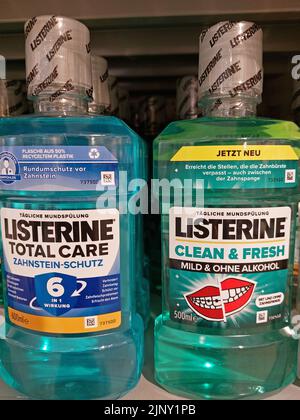 Listerine mouthwash bottles in a supermarket Stock Photo - Alamy