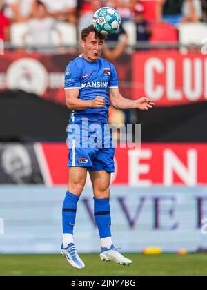 ROTTERDAM - Peer Koopmeiners of AZ Alkmaar reacts to a penalty given ...