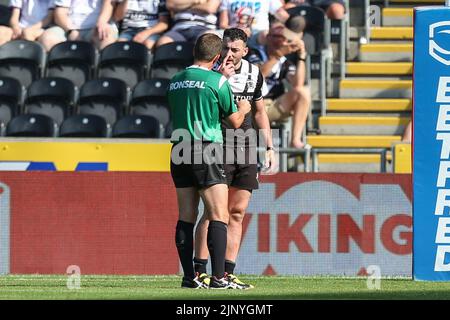 Referee Ben Thaler speaks to Jake Connor #1 of Hull FC Stock Photo - Alamy