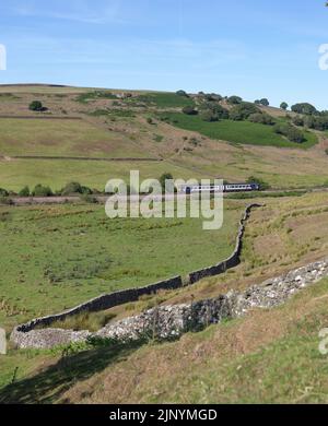 Northern Rail class 156 train156496 passing Kempswithem (between ...