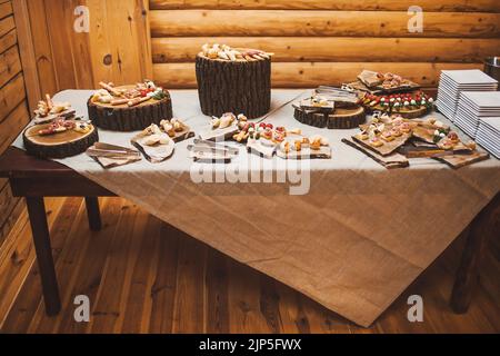 Rows of appetizers and starters on the wedding table Stock Photo - Alamy