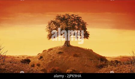 THE TREE ON THE HILL, THE FANTASTIC MR. FOX, 2009 Stock Photo - Alamy
