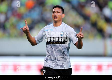 Chiba, Japan. 14th Aug, 2022. (L-R) Tiago De Leonco, Yoon Jong-Hwan ...