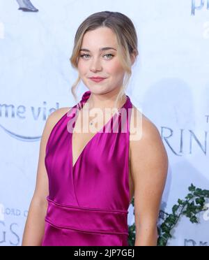 Lexi Simonsen arrives at the premiere of "The Lord of the Rings: The ...