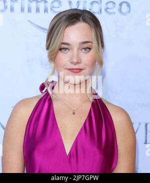 Lexi Simonsen arrives at the premiere of "The Lord of the Rings: The ...