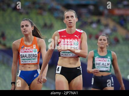Eveline Saalberg (Netherlands), Silke Lemmens (Switzerland). 400m heats ...