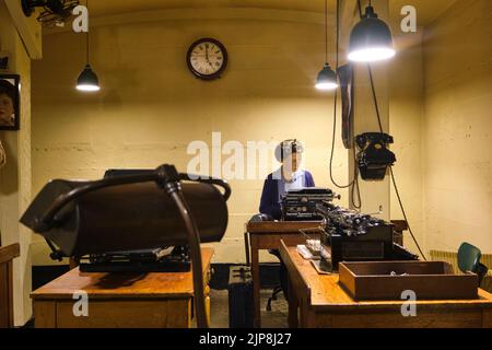 Women working in a typing pool, 1900. Artist: Unknown Stock Photo - Alamy