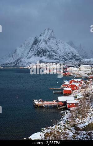 norway, lofoten, reine, moskenes, norways, lofotens, reines Stock Photo ...