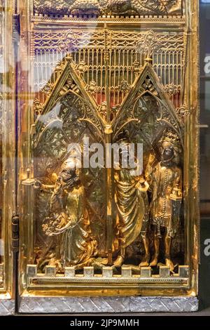 The 'Tríptico da Nossa Senhora de Misericórdia' is a triptych painting located in the Museu ...