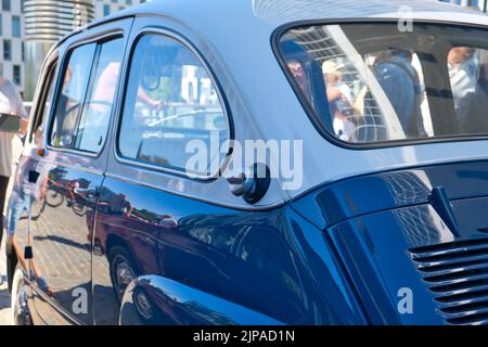 Fiat 600 Multipla from the sixties at the oldtimer show in Cologne ...