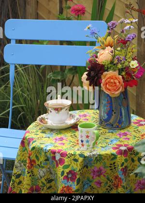 Small show garden at Sandringham Flower Show 2023 Stock Photo - Alamy